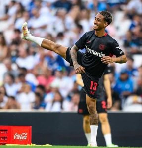 Tiểu Sử Arthur Augusto - Hậu Vệ Bóng Đá Tài Năng Người Brazil